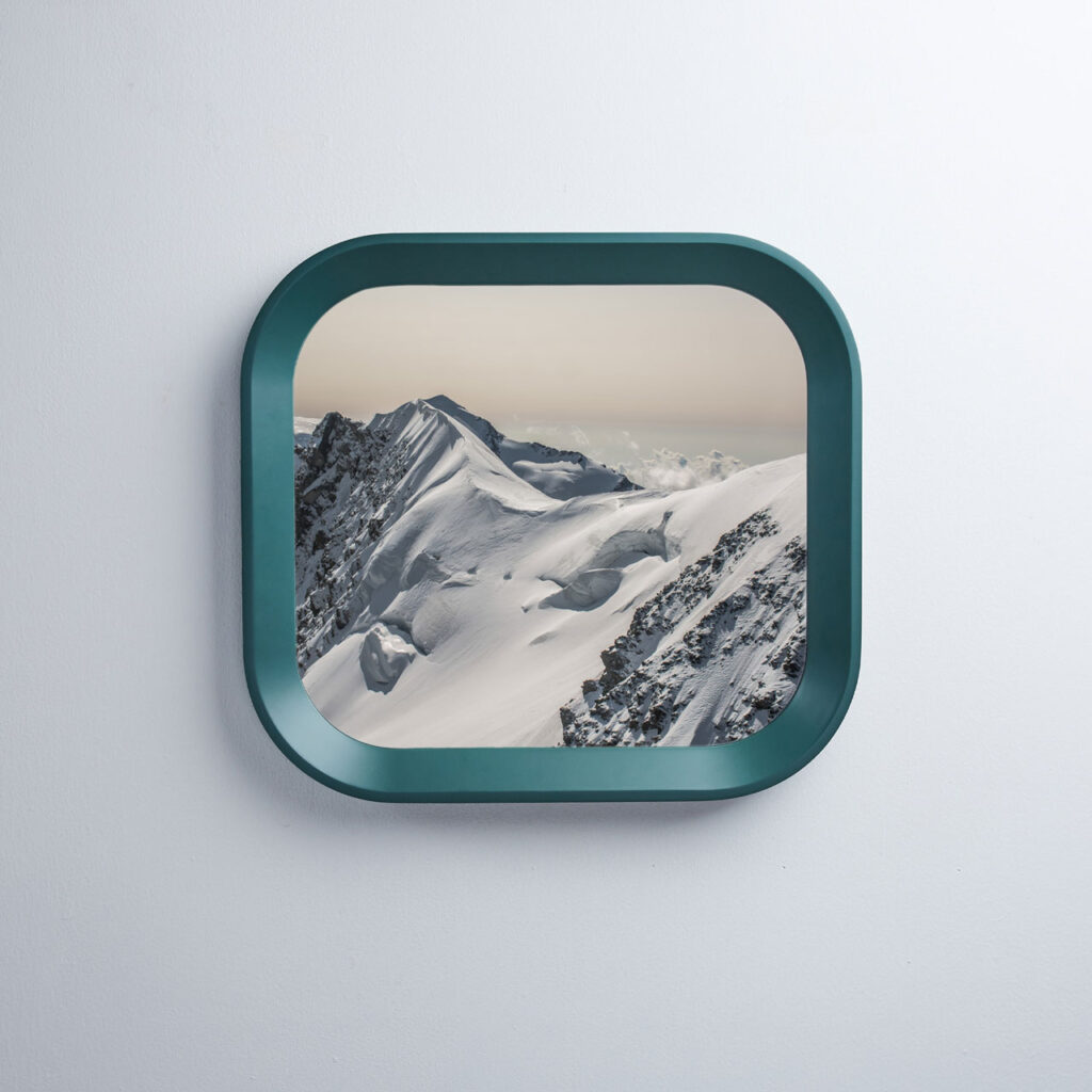 YUUE Shop - Traveller's Mirror - Train